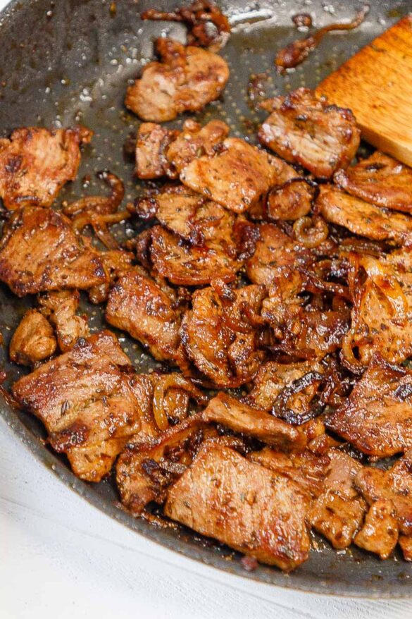 Griechisches Gyros Rezept – einfach & knusprig aus der Pfanne