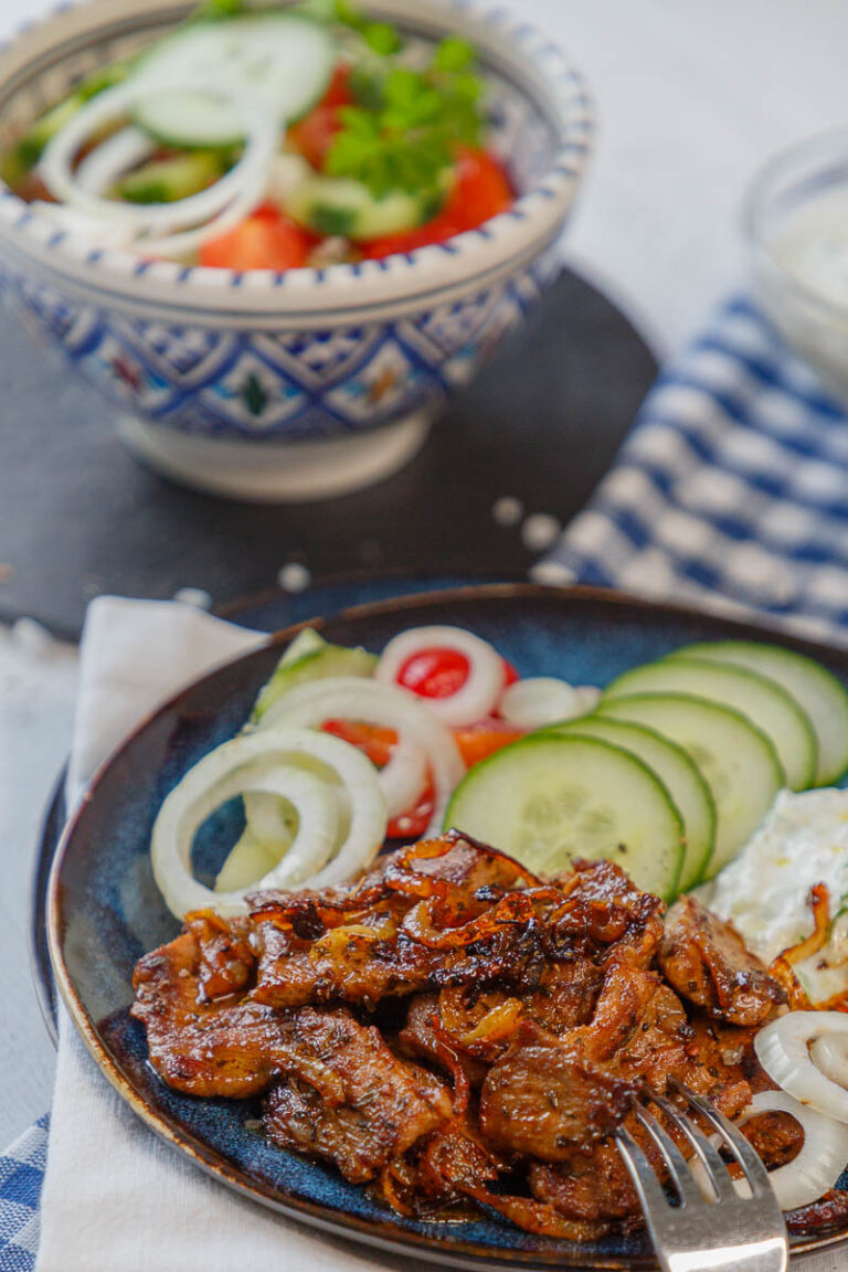 Griechisches Gyros Rezept – einfach & knusprig aus der Pfanne
